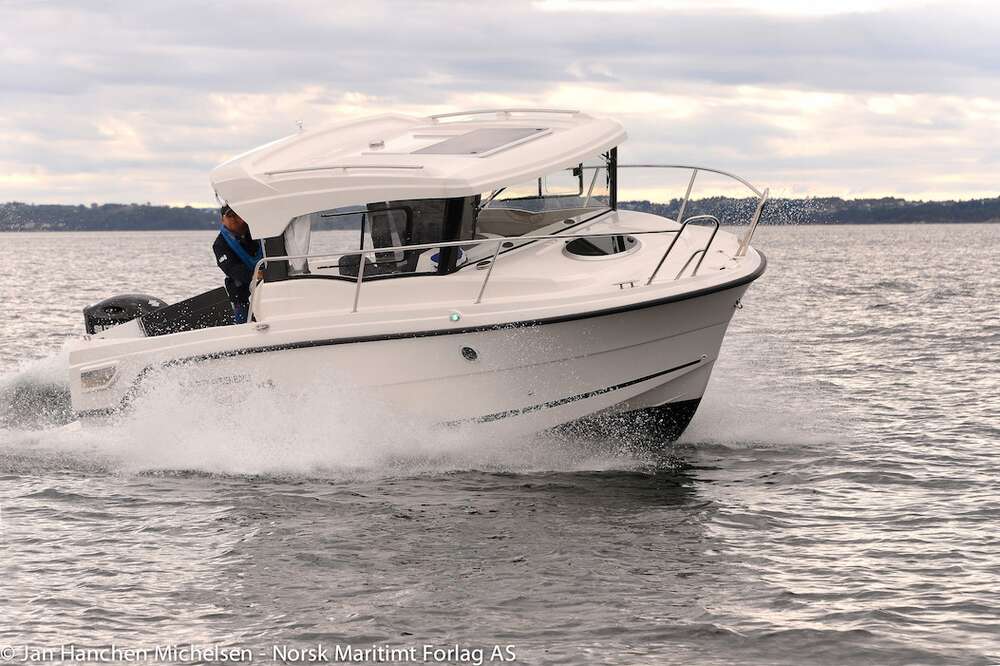 Båttester /Dagsturbåt / Styrhusbåt / Askeladden P77 Weekend