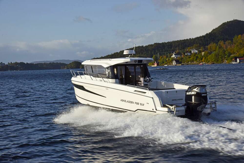 Båttester /Langturbåt / Styrhusbåt / Askeladden P92 SUV