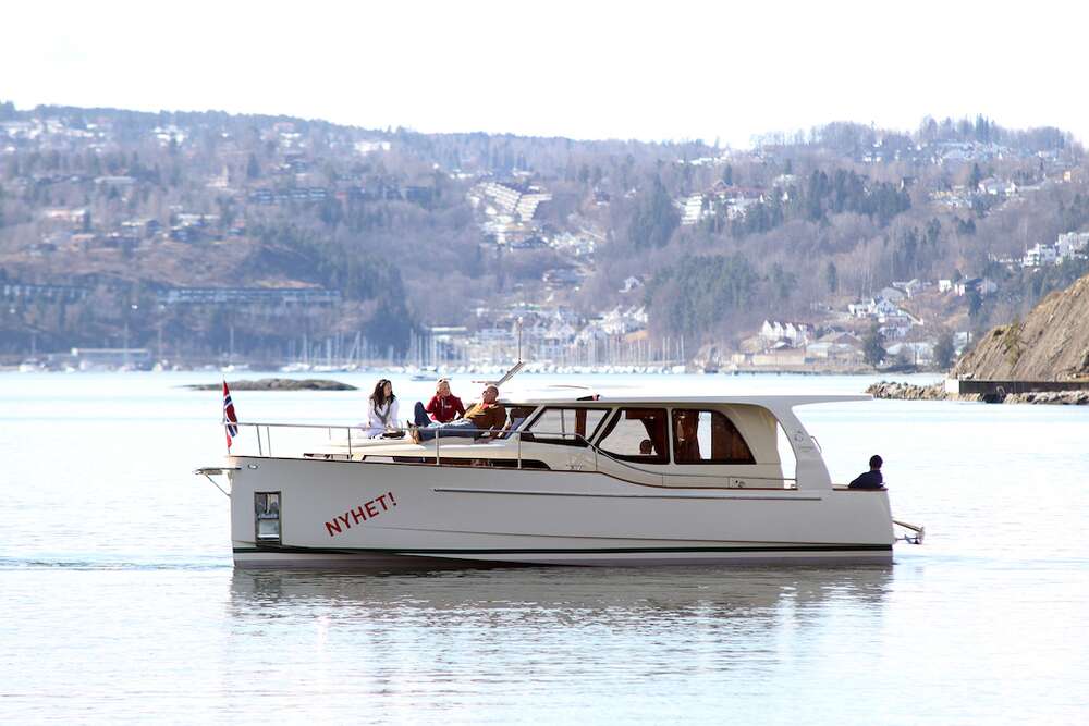 Båttester /Langturbåt / Cabincruiser / Greenline 33 Hybrid